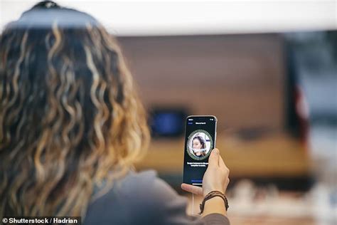 Australia S Home Affairs Wants People To Scan Their Faces Before Watching Porn Online Daily