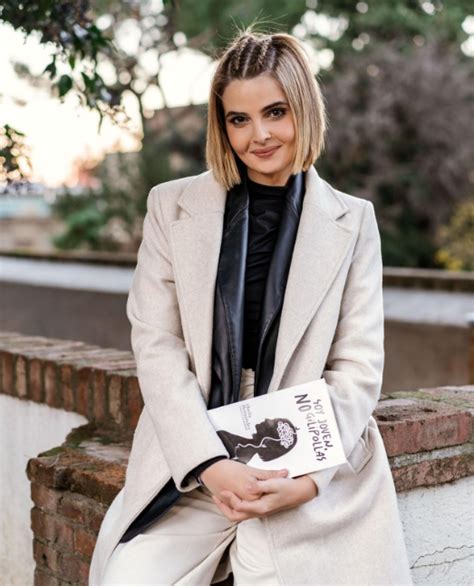 Sheila Hernández publica su libro Soy joven no gilipollas