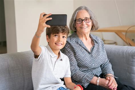 Older Woman Selfie Photos Download The Best Free Older Woman Selfie