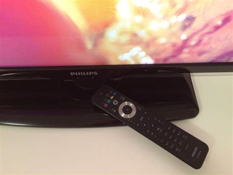 Philips TV 32PFL8404H/12