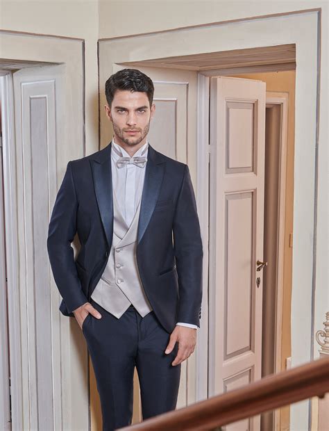 Abiti Da Sposo Rocchini 2026 In Esclusiva Da Mori Sposo