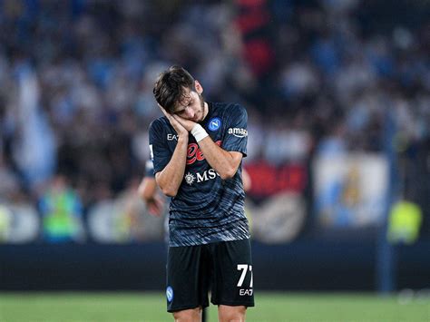 გულშემატკივრები არ ჩერდებოდნენ და მაშინ მივხვდი რომ უკვე მეც ფეხბურთელი ვიყავი როგორ