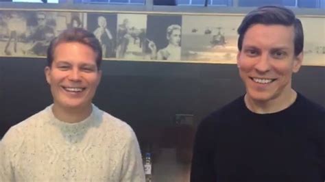 Haastattelussa Cheek Jacheekeli Antti Holma