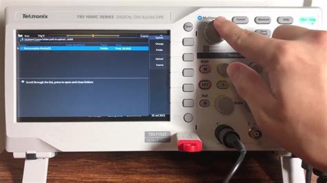 Facilitate student learning with built-in courseware on the TBS1000C ...