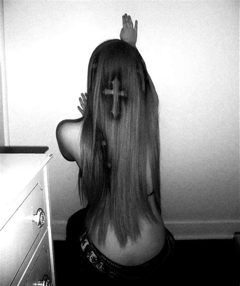 Pin By On X Emo Pfp Aesthetic Edgy Aesthetic Pretty People