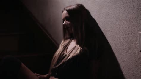 Hot Brunette Naomi Swan Grinds An Energetic Dick Eporner