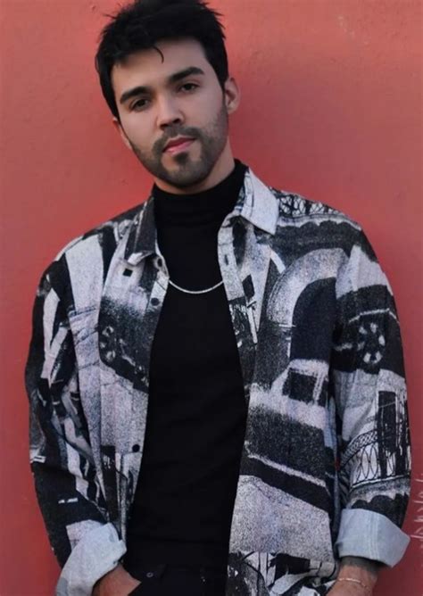 They Leaked Photos Of Angela Aguilar Very Affectionate With The