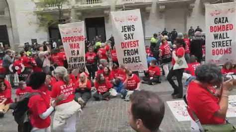 200 Arrested In Protest Demanding Us Stop Arming Israel In Front Of