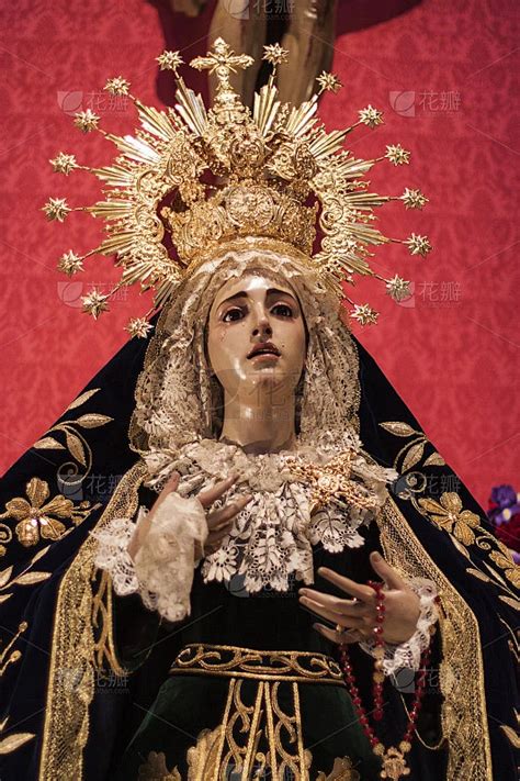 圣母玛利亚在马德里 花瓣网