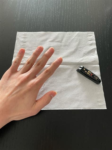 [💬]minseok What Are You Doing Im Trimming My Fingernails ㅋㅋ Its Time To Eat What Are You