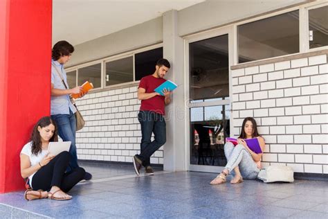 Last Minute Studying For A Test Stock Image Image Of Book Friends