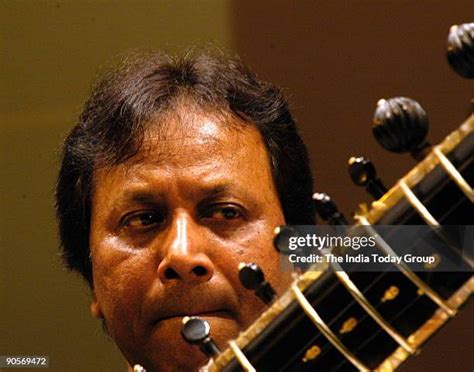 Ustad Shahid Parvez Photos And Premium High Res Pictures Getty Images