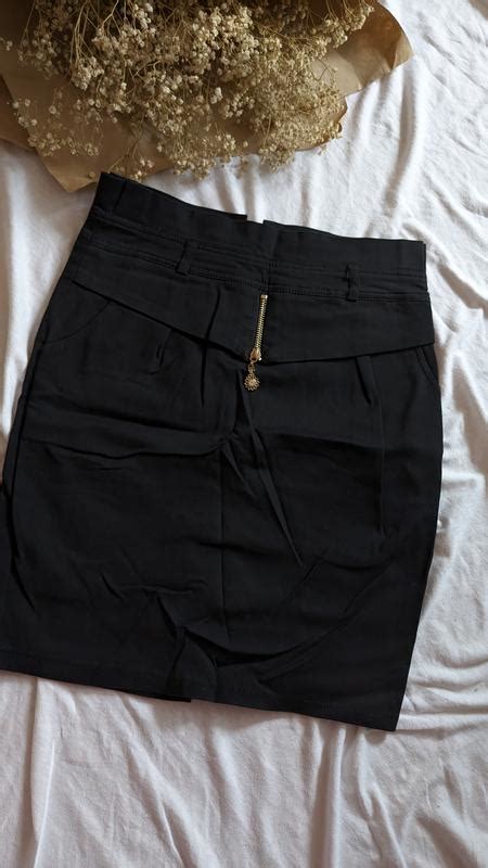 Класична спідниця — ціна 200 грн у каталозі Міні спідниці Купити жіночі речі за доступною ціною