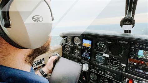 6 Ways Centralized Scheduling Benefits Flight School Operators