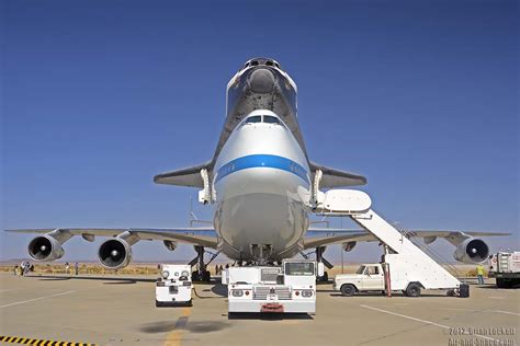 Air And Space Shuttle Endeavour Ov 105