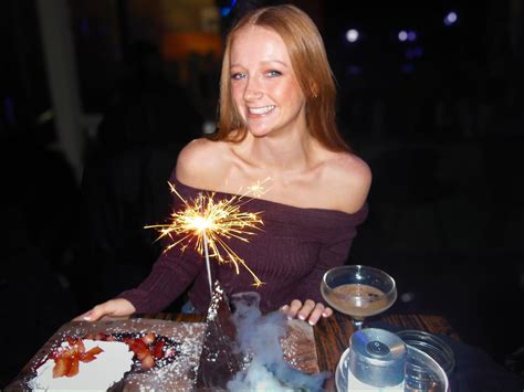 Julia Viani Julia Viani • Instagram Photos And Videos