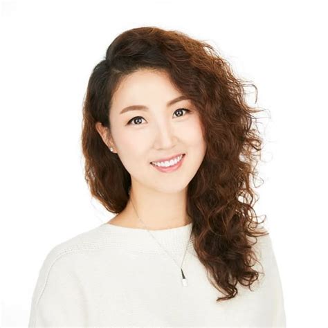 아침 수영하고 회사에서 미팅 4개 하고 큼직큼직한 일들 처리하고 자칫 큰 사고날뻔한 일도 빨리 발견해서 해결하고 운전해서 집에 돌아와 애들 놀아주고 재워주고 내일 있을 발표