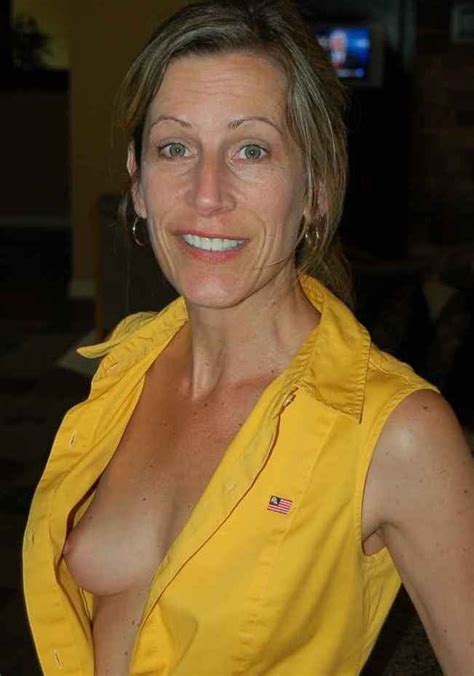 Oops Nip Slips 1 Porn Pictures Xxx Photos Sex Images 3829518 Pictoa