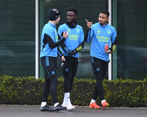 Steve Nicol Says 22 Year Old Arsenal Player Keeps Making Bad Decisions In The Final Third