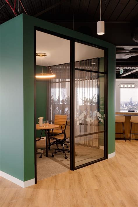 Envirosuite Melbourne Concept Black