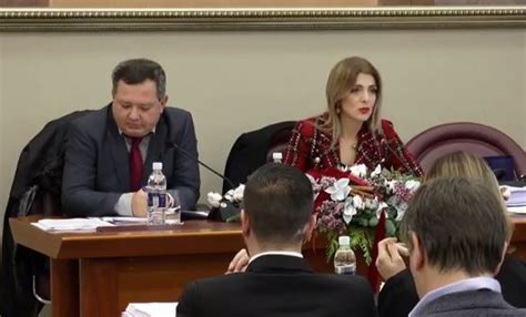 Smanjene Naknade Vilmi Kosović Njezinim Potpredsjednicima I Predsjednicima Odbora Dubrovniknet