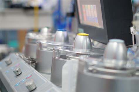 Diffuse Optical Monitoring Of Cerebral Hemodynamics And Oxygen