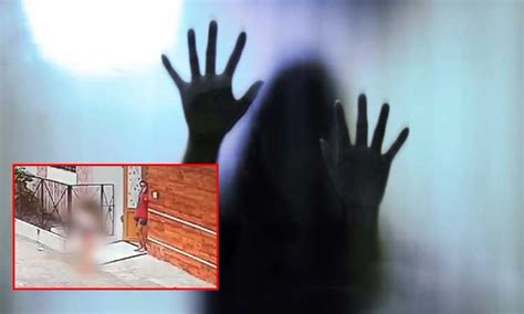 Madhya Pradesh A Year Old Girl Went Door To Door Asking For Help In Half Naked Covered In
