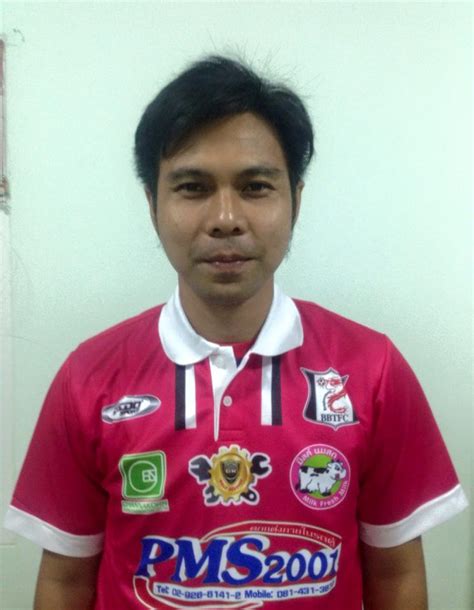 เนื่องในโอกาสวันขึ้นปีใหม่ ขออาราธนาพระคุณศรีรัตนตรัยและสิ่งศักดิ์สิทธิ์ทั้งหลายในสากลโลก ขอโปรด