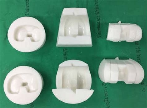 Silicon Spacer Molds For Producing The Femoral Articulating Surface