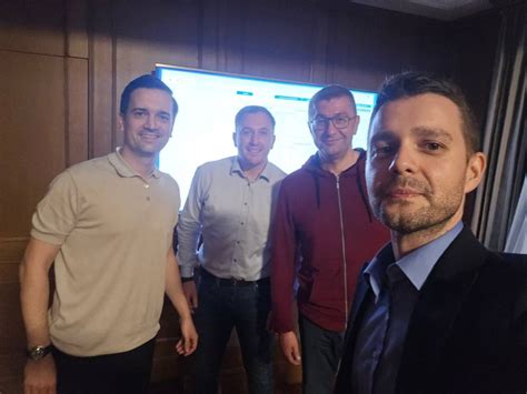 „Македонија добива нов претседател и нова влада“ најави Муцунски Skopjeinfo Mk