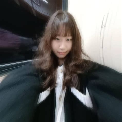 ㄒㄩㄢˊ Ymmc23 Yiix On Threads