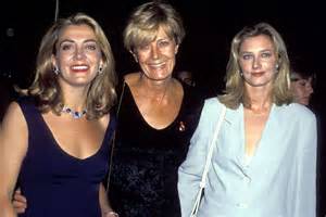 Joely Richardson Reflects On Turning 60 While Sister Natasha Didnt