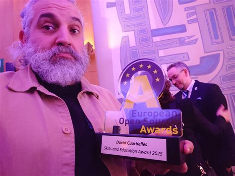 David Cuartielles Receives The Open Source Award On Skills And Education Arduino Blog