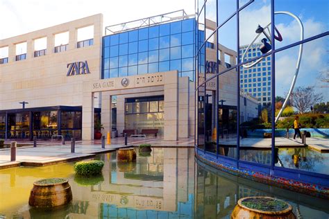 קניון רמת אביב מתחדש ענקית האופנה נוחתת לראשונה בישראל אייס