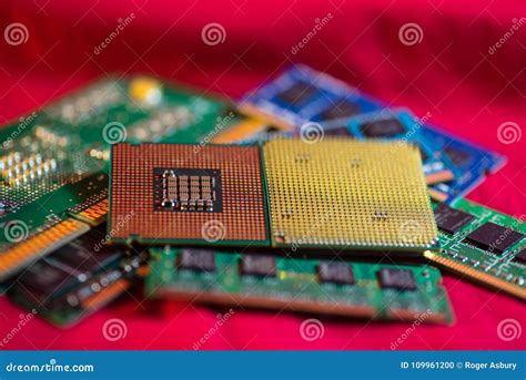 Two Different Cpus Showing Different Types Of Connections On Blu Stock