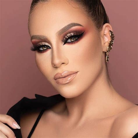 Natural Makeup Bold Makeup Looks New Years Eve Makeup Makeup Looks
