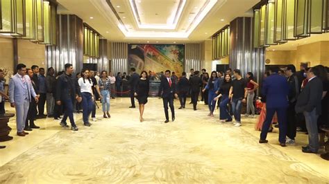 Video Mohammad Shoeb On Linkedin Record Breaking 100 Crore