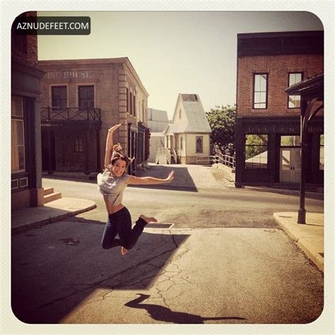 Kristen Alderson Feet Aznudefeet