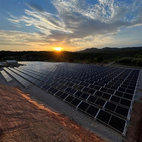 Professional Customized Mounting Structure Installing Angle Ground Solar Array Solar System