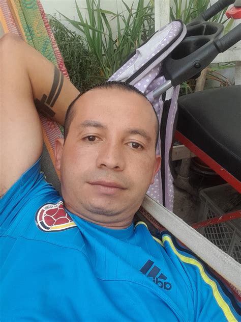 Raymondmateur Cam Model Free Live Sex Show And Chat Stripchat