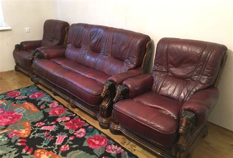 Продам комплект диван два кресла натуральная кожа
