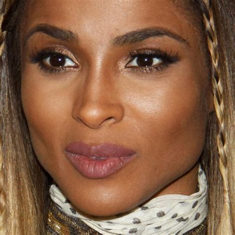 Ciaras Makeup Photos And Products Steal Her Style