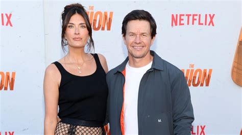 Mark Wahlbergs Wife Rhea Durham Misses Living In California Excl Closer Weekly
