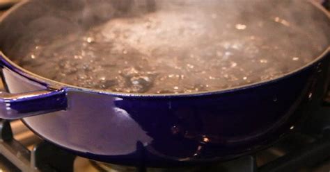 미세플라스틱 최대 90 제거된다 끓인 물 놀라운 효능