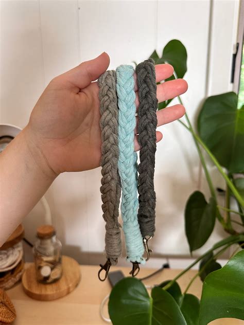 Braided Keychain Carefree Cords