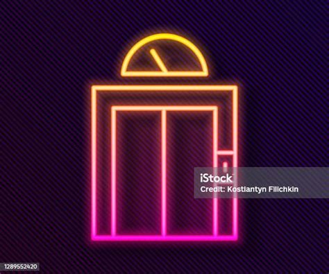 검은 색 배경에 격리 된 빛나는 네온 라인 리프트 아이콘 엘리베이터 기호 벡터 강철에 대한 스톡 벡터 아트 및 기타 이미지