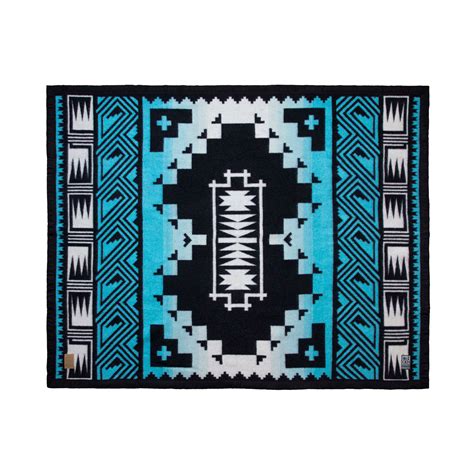 Native Designed Wool And Cotton Blankets Eighth Generation Tagged Wool Blankets
