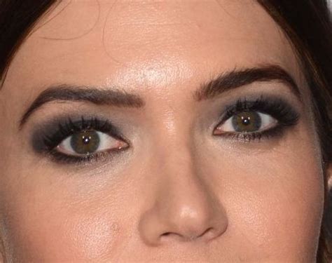 Mandy Moore Eye Color