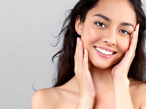 Rekomendasi Illuminating Primer Untuk Dapatkan Tampilan Glass Skin Beauty Journal