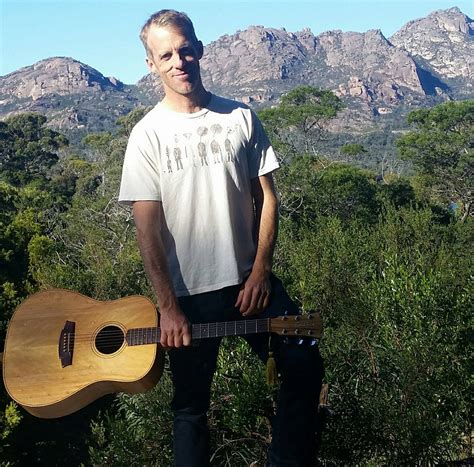 Dylan Eynon Musician